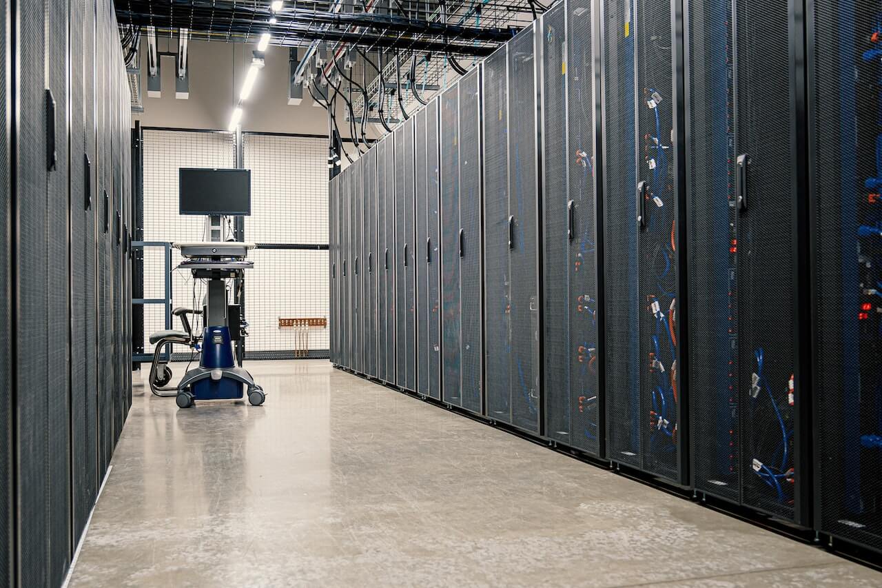 A Comprehensive Guide to Data Center Outsourcing (DCO)